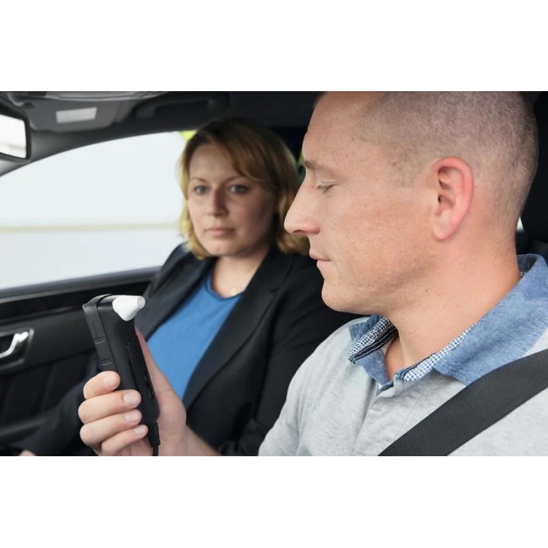 Garantiza la seguridad vial con el alcoholímetro Dräger Interlock 7500