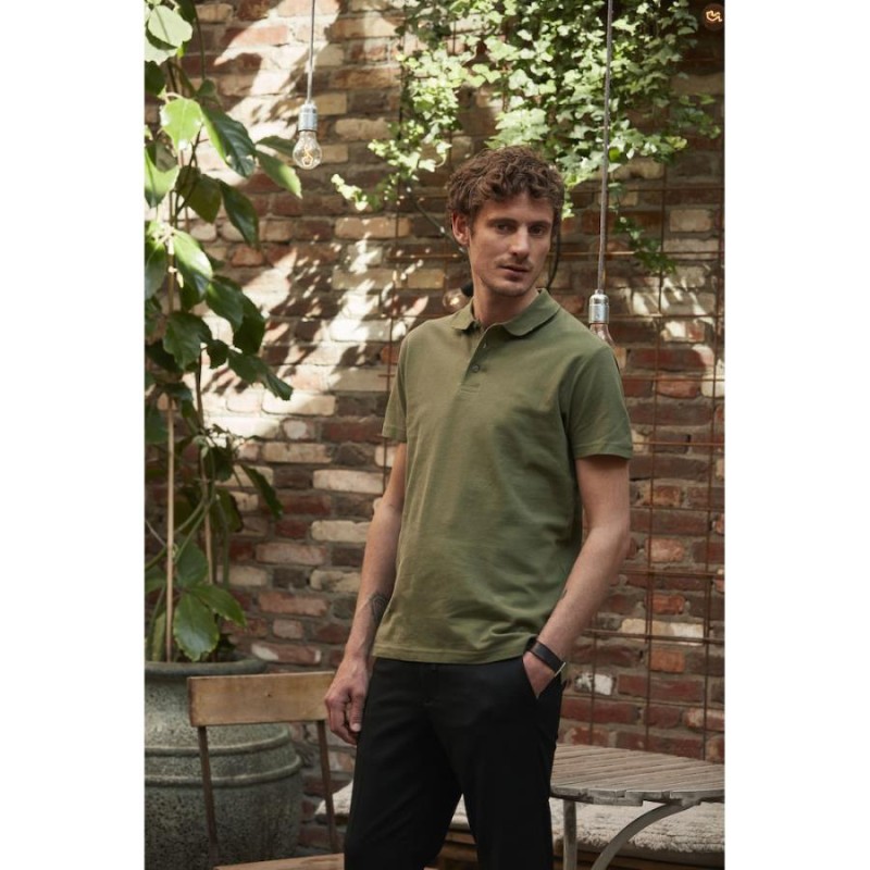 Descubre la sensación fresca del polo Clique Basic 028230